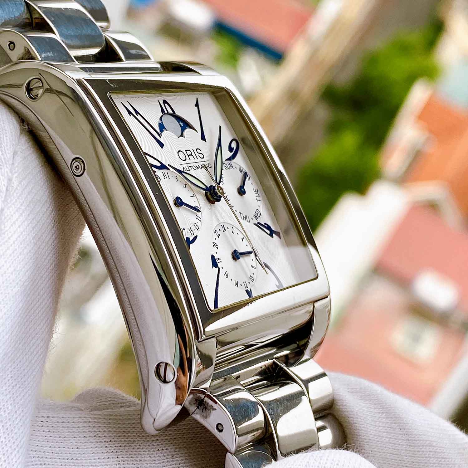 Oris Rectangular Complication GMT Moonphase 7528